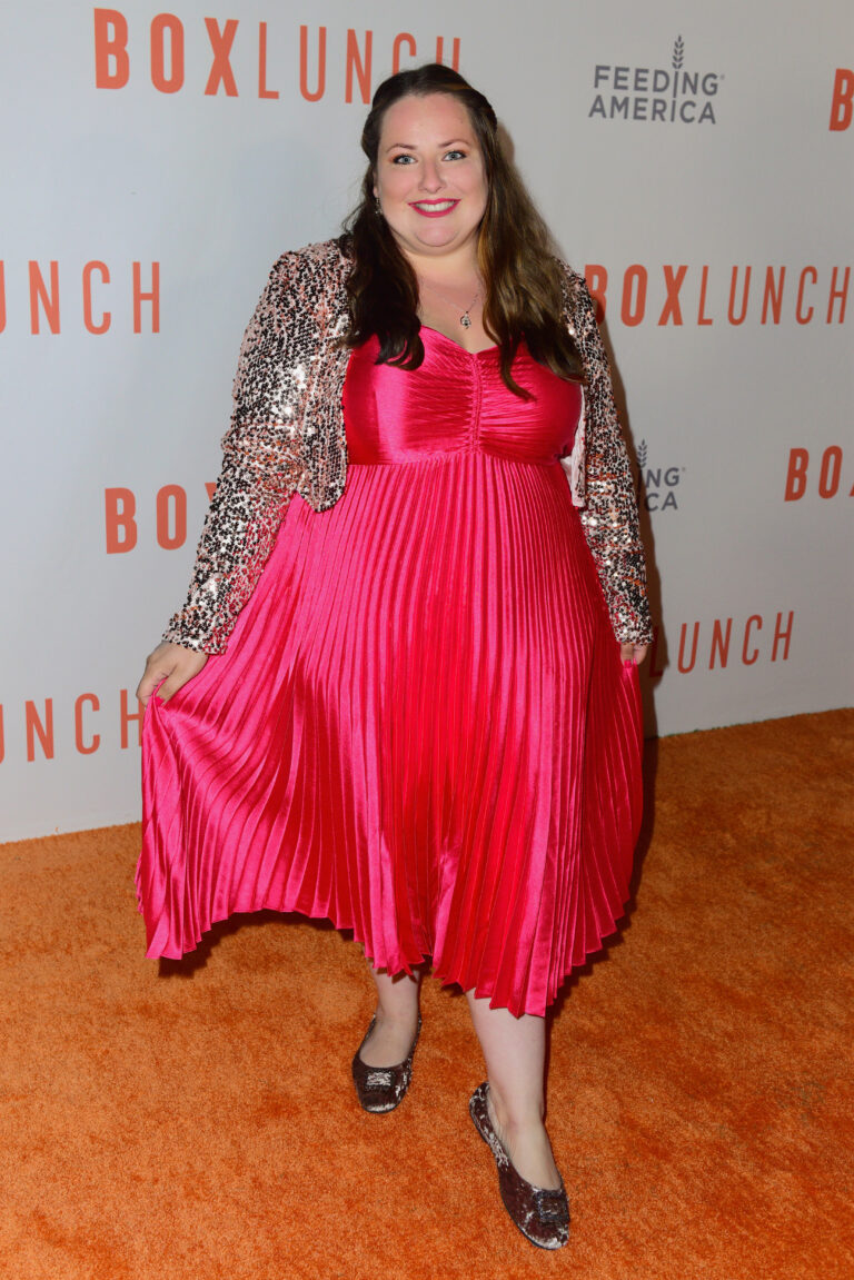 About - Cassie Colorful